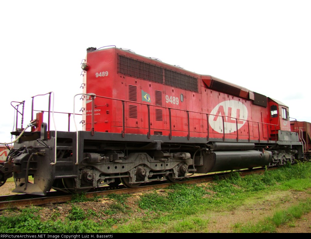 SD40-2 9489